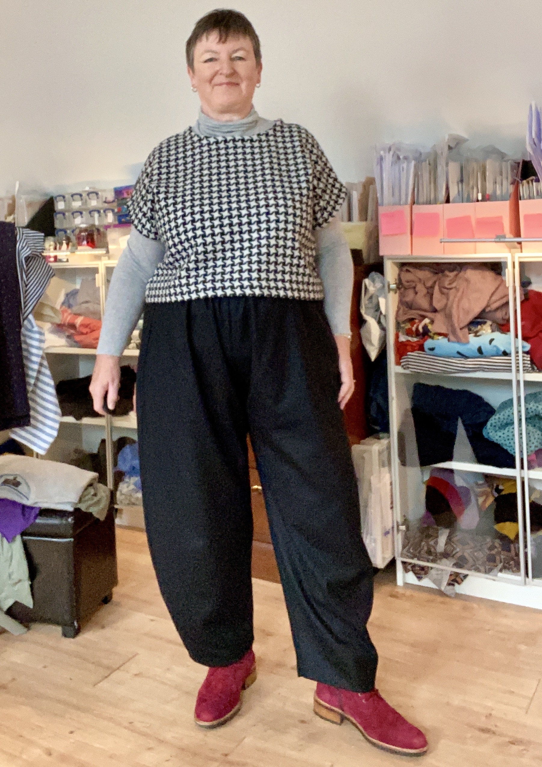 Stylearc Bob Pants (2) in black wool – Sheila O'Kelly Sews